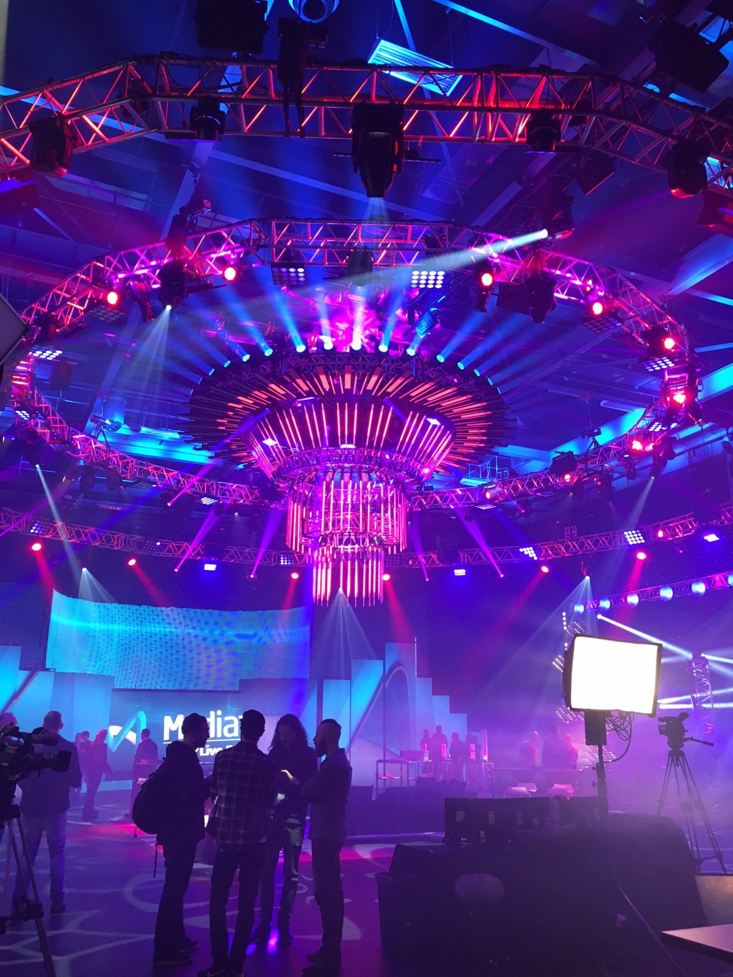 Electronic eye candy takes centre stage - Docklands Studios